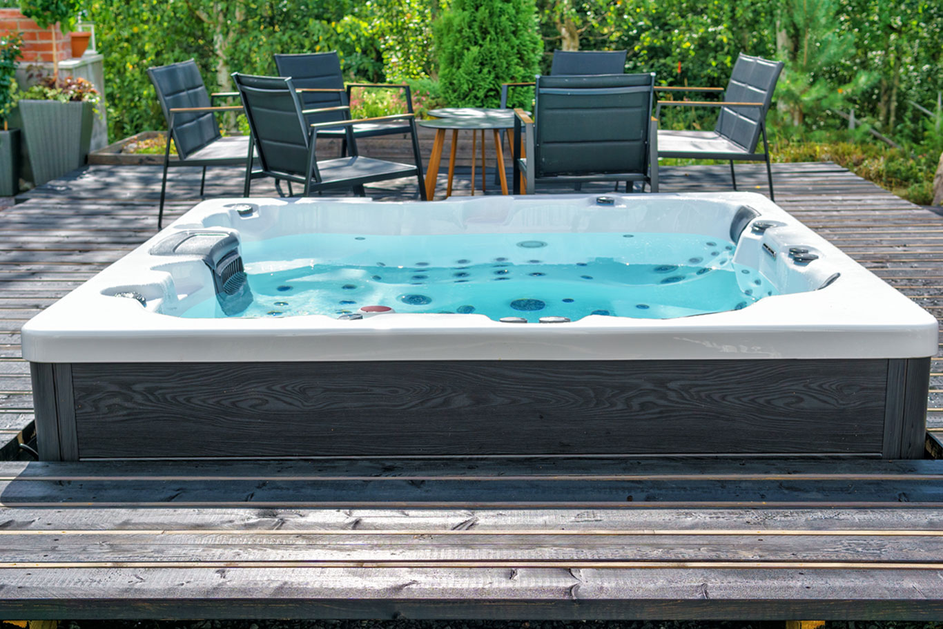 Luxury 12 Seat Hot Tubs – Ultimate Group Spa Experience